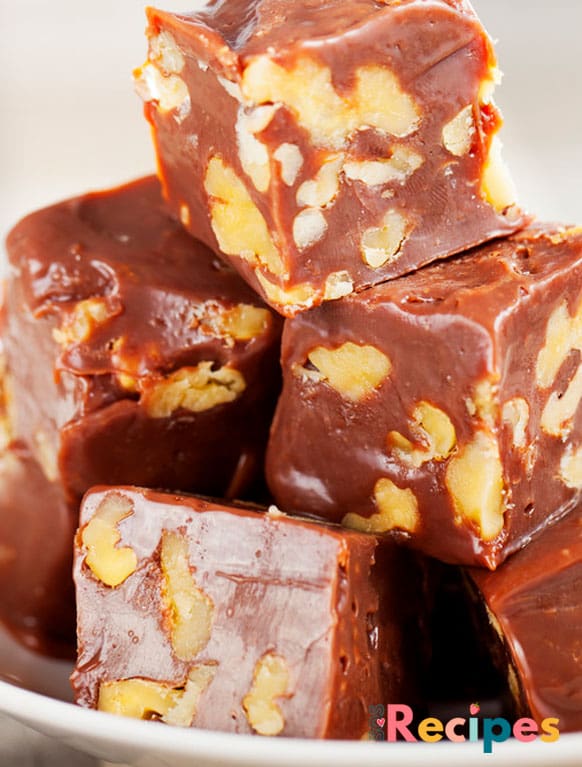 Paula Deen’s 5-Minute Fudge Recipe - Sos Recipes