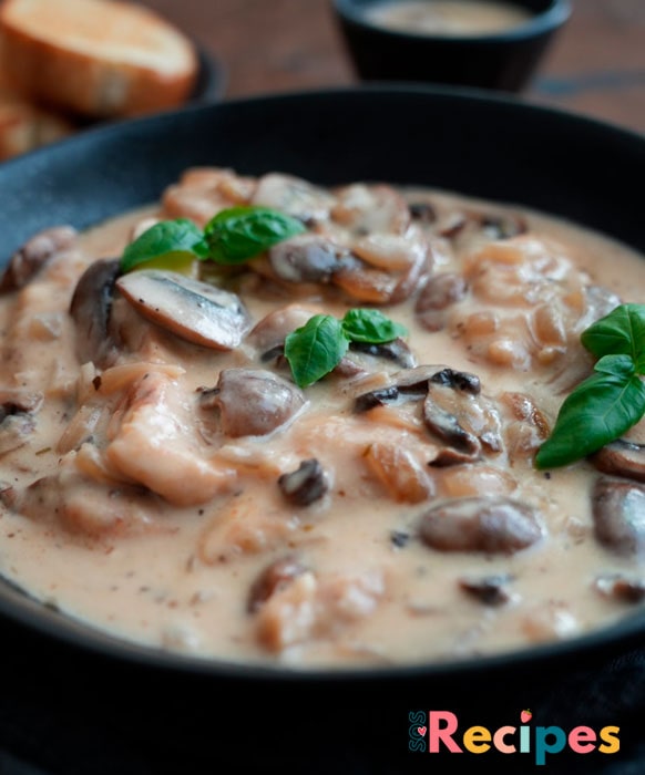 Creamy Chicken Casserole (Chicken Gloria) - Sos Recipes