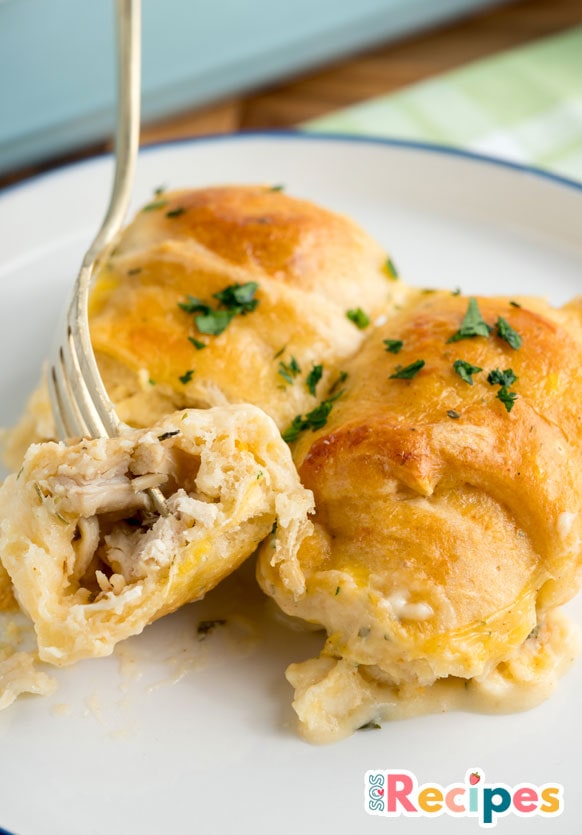 Cheesy Chicken Crescent Rolls - Sos Recipes