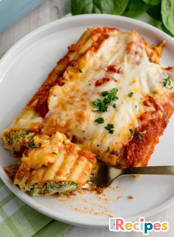3 Cheese and Spinach Manicotti (Stuffed Baked) - Sos Recipes