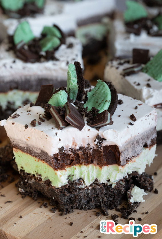 No Bake Chocolate Mint Dream Bars Recipe - Sos Recipes