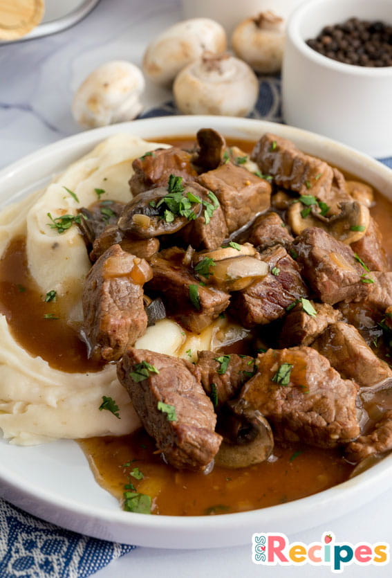 Slow Cooker Beef Tips and Gravy - Sos Recipes