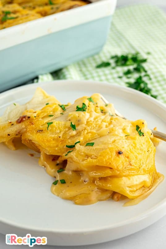 Easy Cheesy Scalloped Potatoes Recipe - Sos Recipes