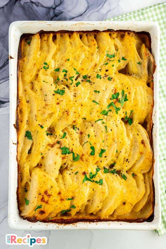 Easy Cheesy Scalloped Potatoes Recipe - Sos Recipes