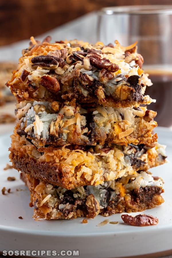 7 Layer Bars (Magic Bars Recipe) - Hello Dollies - Sos Recipes